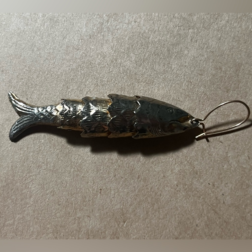 Authentic Vintage Articulated Wiggly Fish Charm - Gem